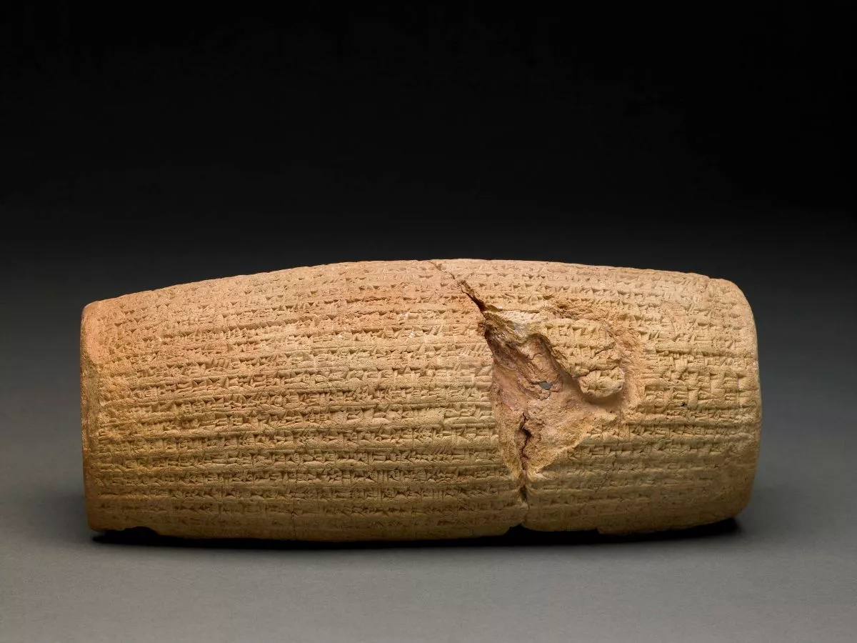 The Cyrus Cylinder | ArtAddict Gallery